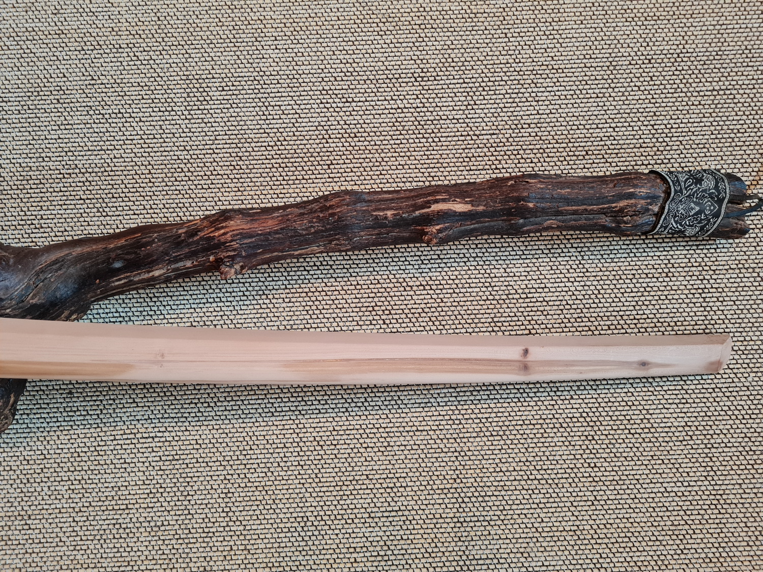 Shoto made of cornel cherry - Itto-Ryu-Form www.bokken-shop.de